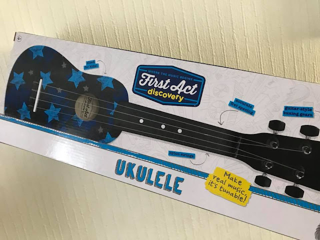 Brewtiful Fiction: First Act Discovery Ukulele - Review and GIveaway