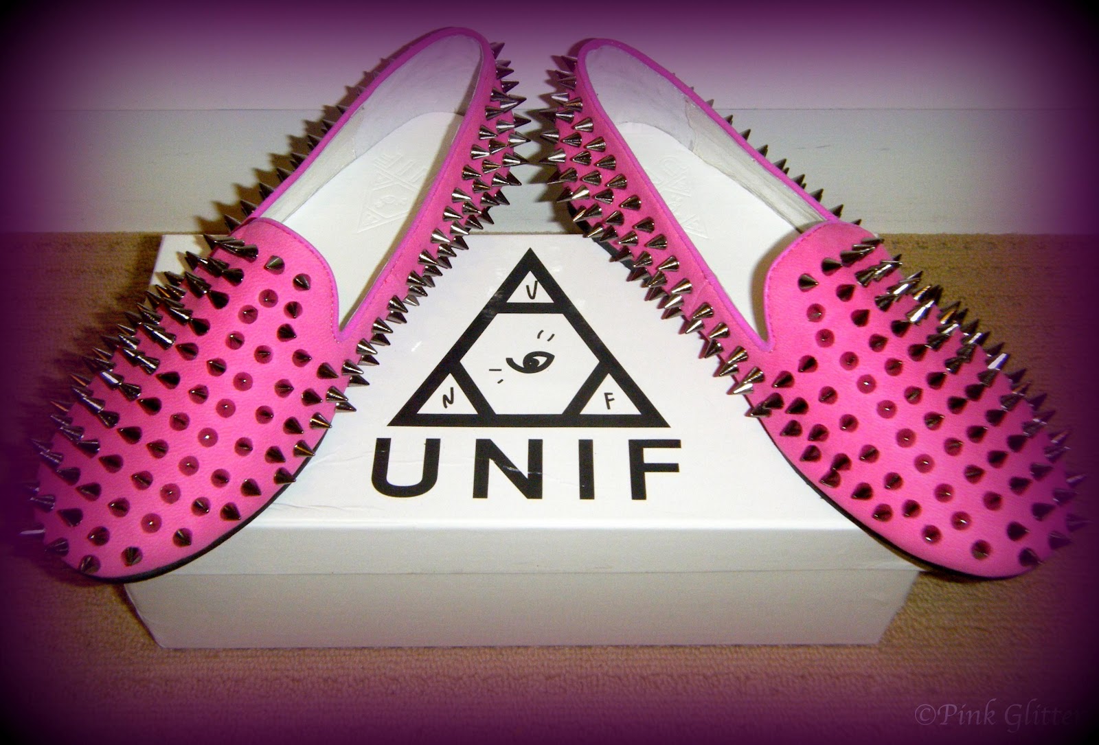 Pink Glitter: UNIF Hellraisers!