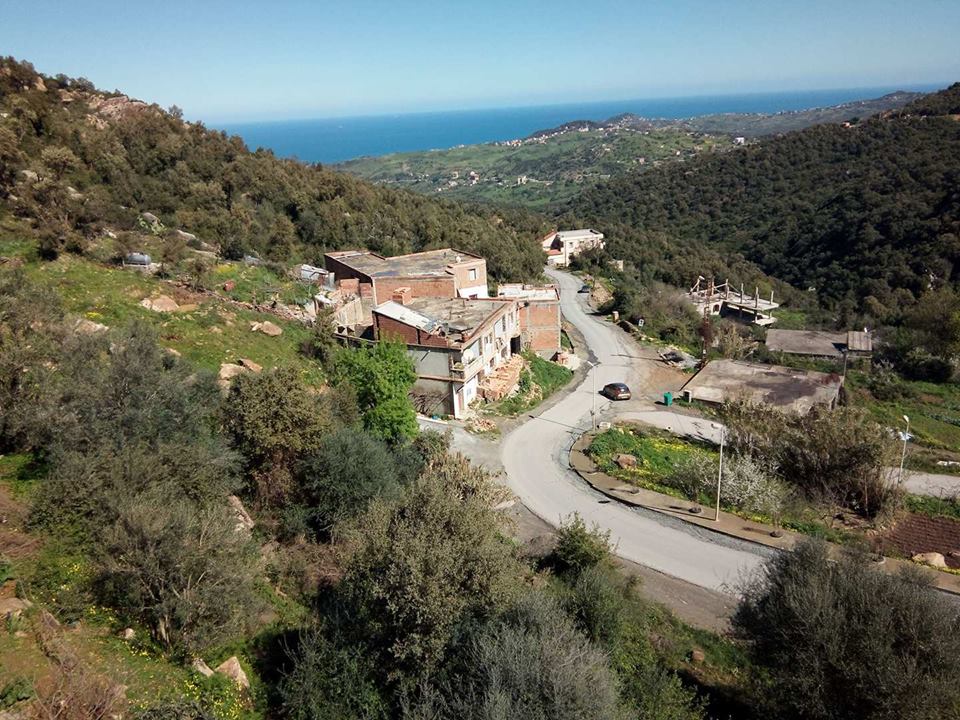 Images fraîches prises au village Ait Said avec l'arrivée du printemps