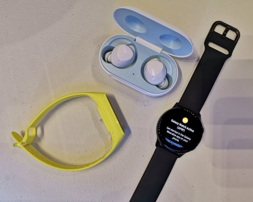 Samsung Unveils New Lineup of Galaxy Wearables; Watch Active, Buds, Fit ...