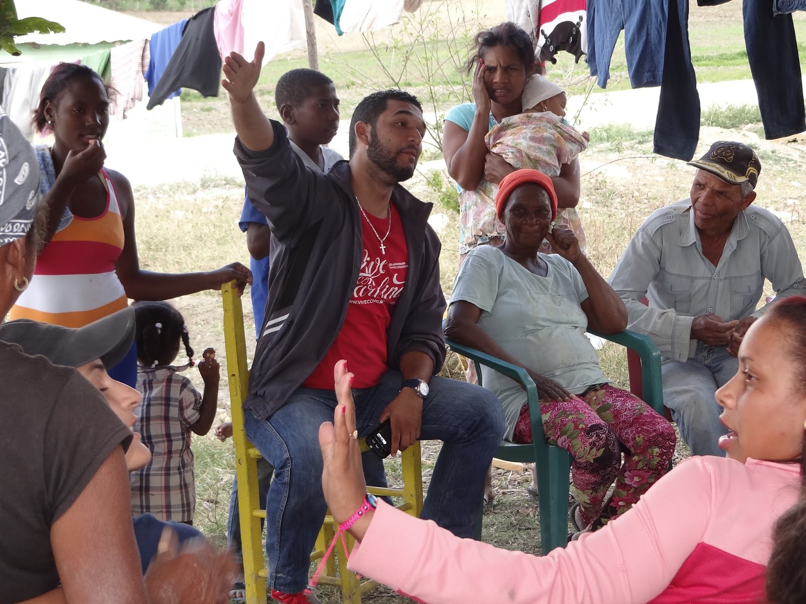 Siempre Por Una Buena Causa.: Reunión Comunitaria