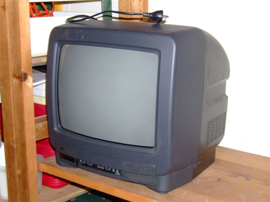 Freecycle BNE North: TAKEN: TV- 14" NEC CRT