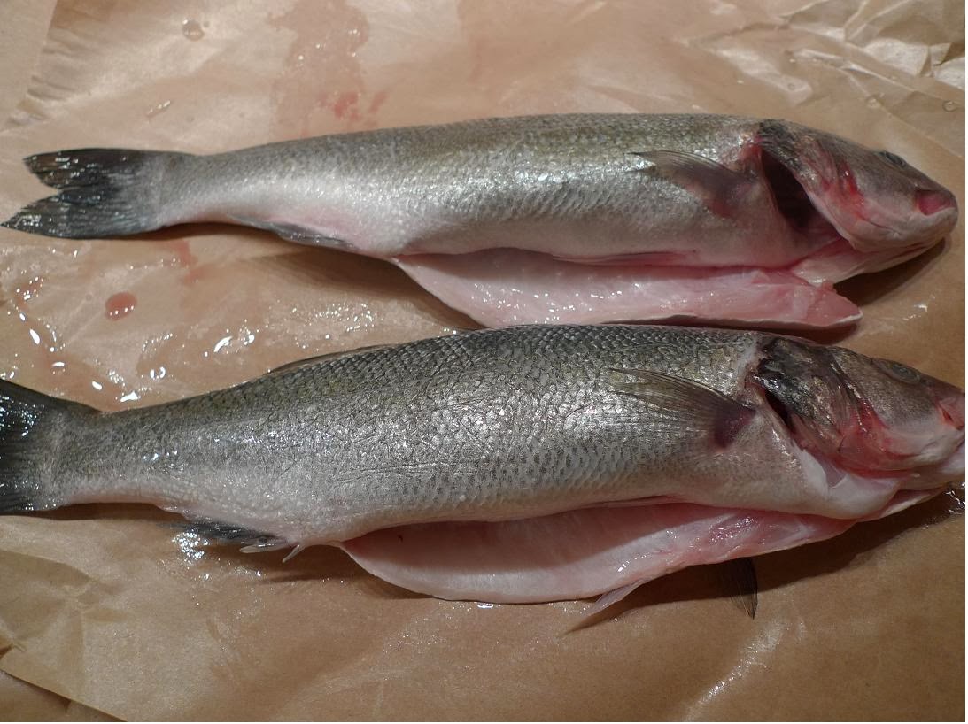 Amporn's Thai Kitchen: Thai steamed Bronzini fish with lime sauce