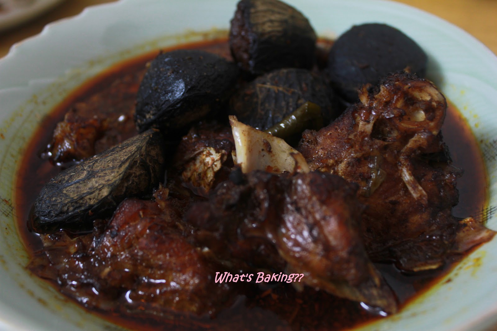 What's Baking??: Buah Keluak Ikan Jenahak (Black Nut with Golden Snapper)