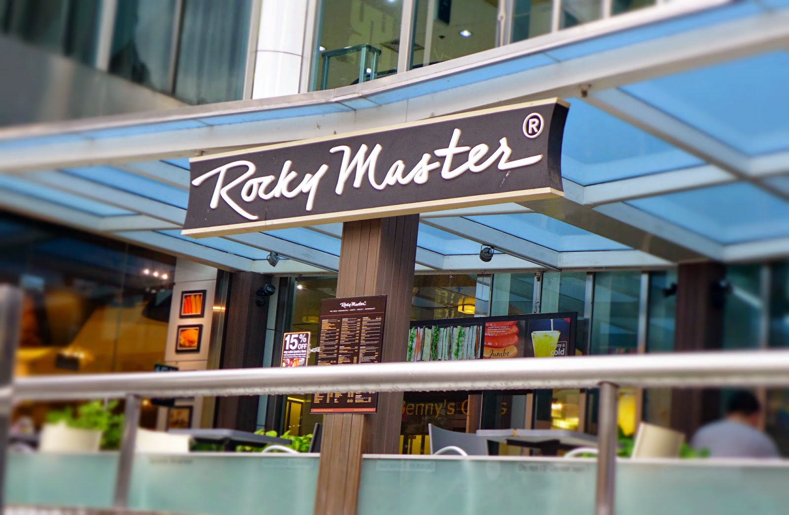 Faith Luv 2 Eat N Travel : Rocky Master @ Delfi Orchard (SINGAPORE)