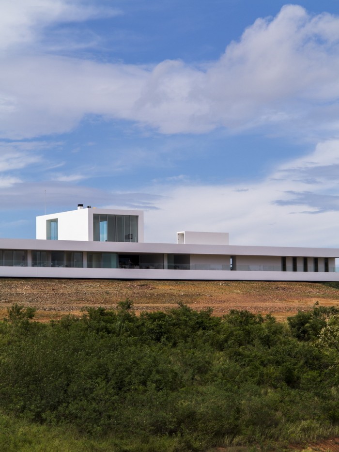 World’s Longest House – 150 meter (492 ft) | House Architecture ...