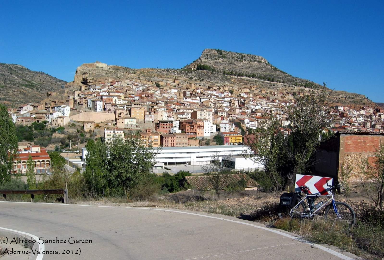 DESDE EL RINCÓN DE ADEMUZ: EL CAMINO DE LA "VERA CRUZ": DE ADEMUZ A ...
