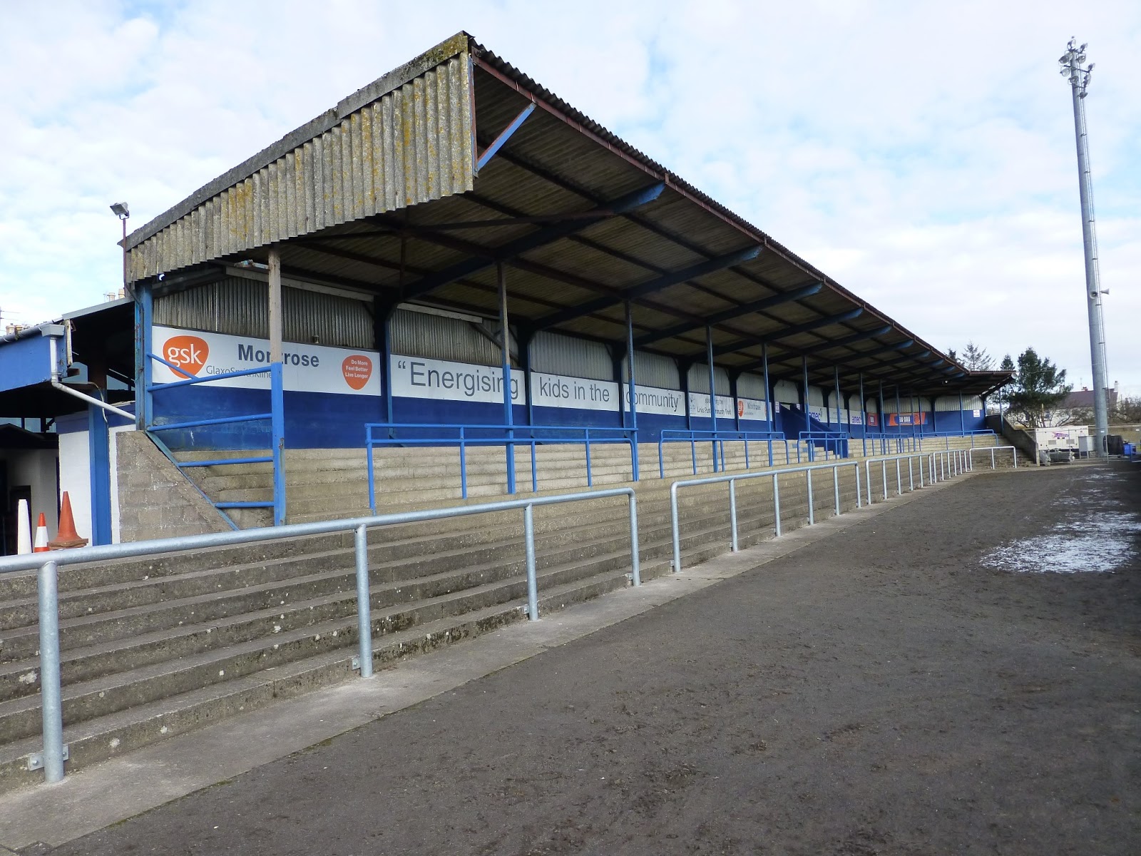 Extreme Football Tourism: SCOTLAND: Montrose FC