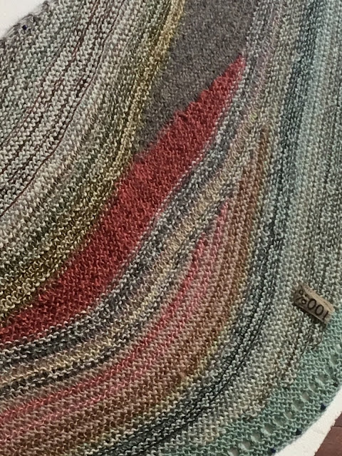 SHORT ROWS SHAWL (VOLTES CURTES) | Sta. Rose: Creative designs