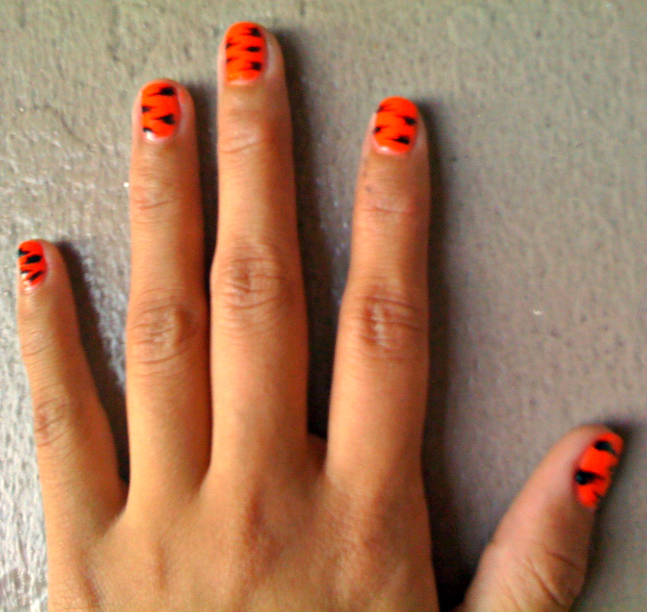 Vintage Avenues: Nail Dare: Booby Traps