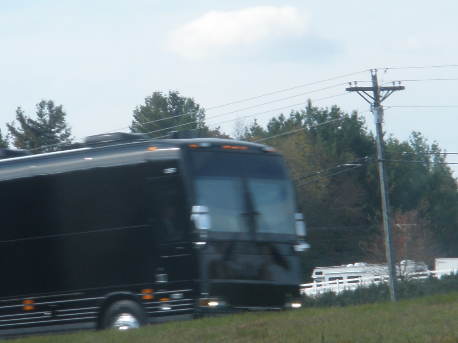 Zoe Nelson -- Artwear: POTUS Bus!