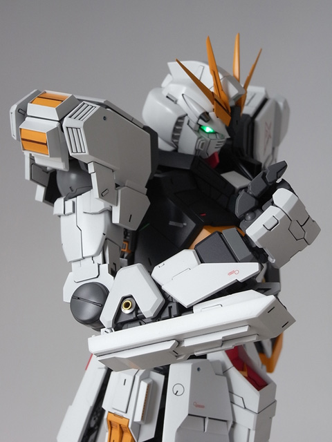 1/60 Perfect Grade Nu Gundam customized build