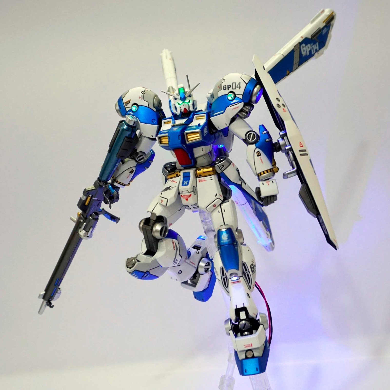 Custom Paint: RE 1/100 Rx78-GP04 "Gerbera" Gundam