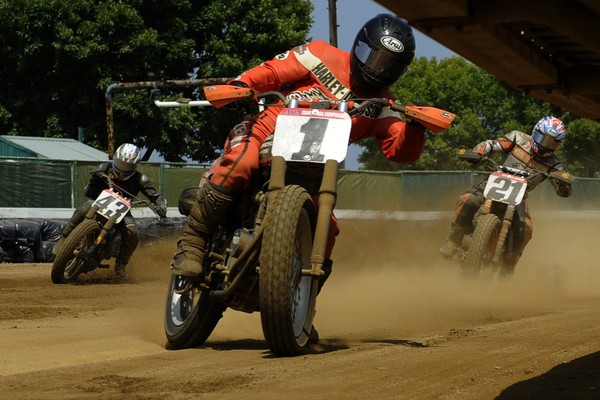 Beard in the Wind - New London MC: Flat Track Racing
