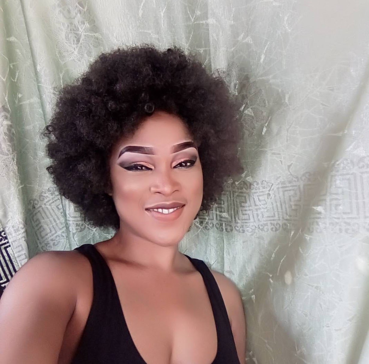 CocoWonder Blog Addicts: Nollywood Actress Princess Salt Legs needs to ...