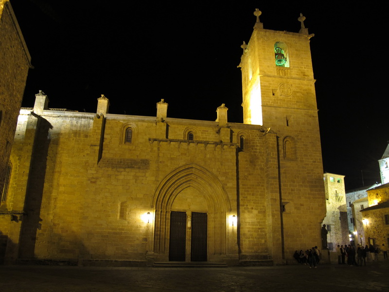 DONDE ANDAN ESTOS: TRUJILLO, CÁCERES, MÉRIDA Y ZAFRA