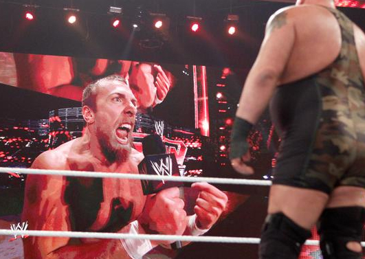 Big Show vs. Daniel Bryan | February 6, 2012 WWE Raw SuperShow 6/2/2012 ...