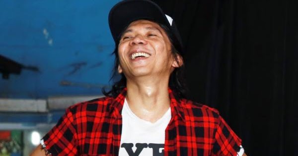 Biodata Lengkap Bim-bim Slank - Artis Indonesia