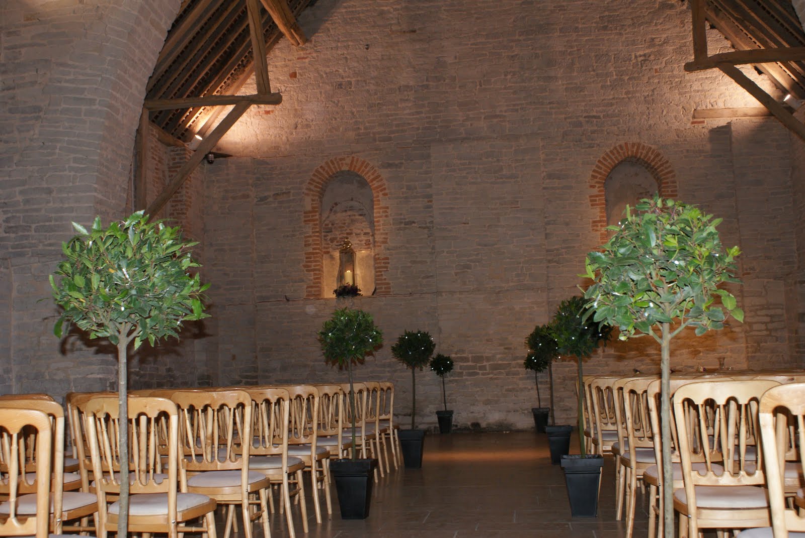 The Flower Company: Adele"s lovely Tithe Barn Petersfield wedding