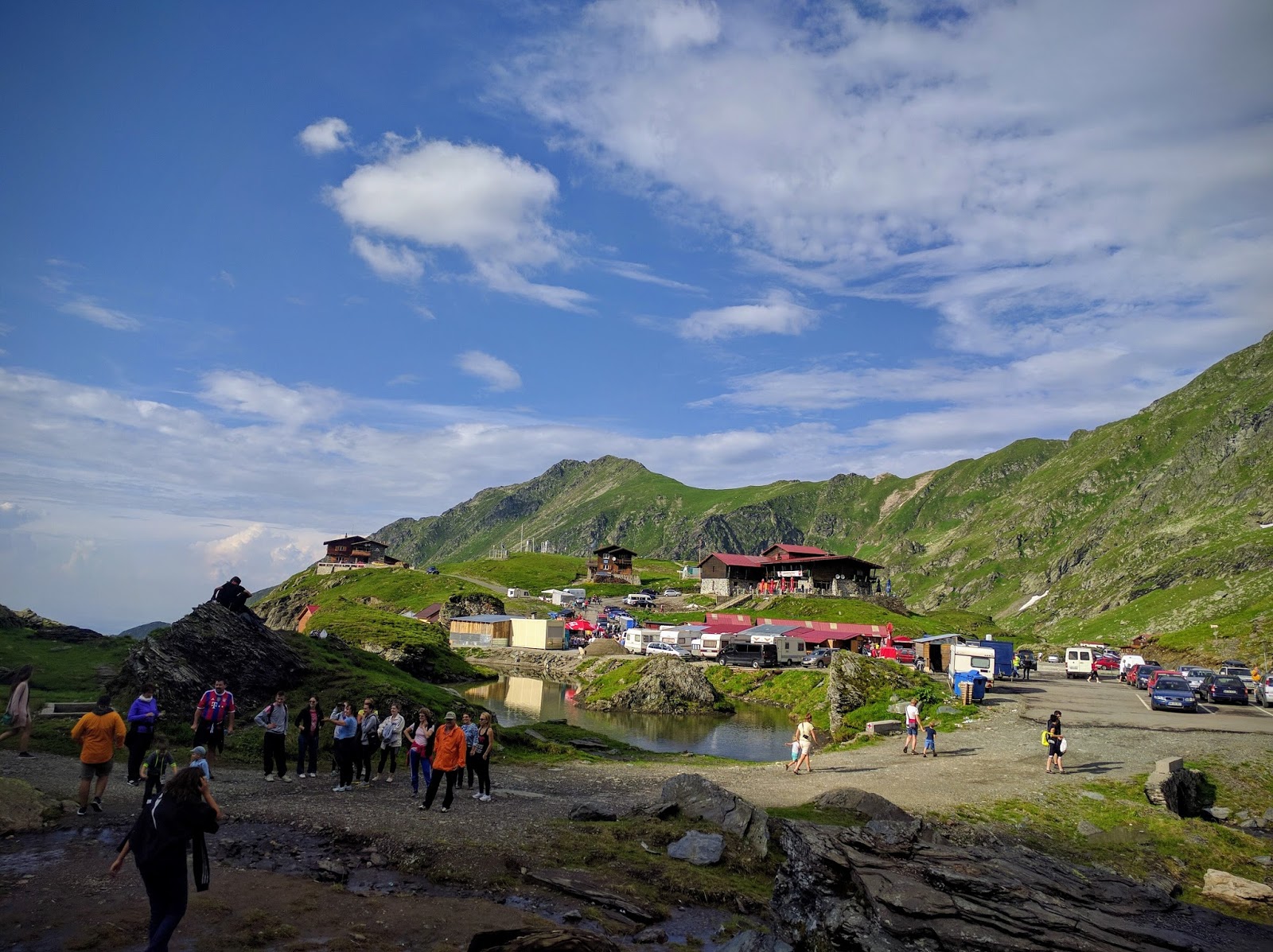 Traseu în munții Făgăraș: Valea lui Stan, Poiana Călugărița, Barajul ...