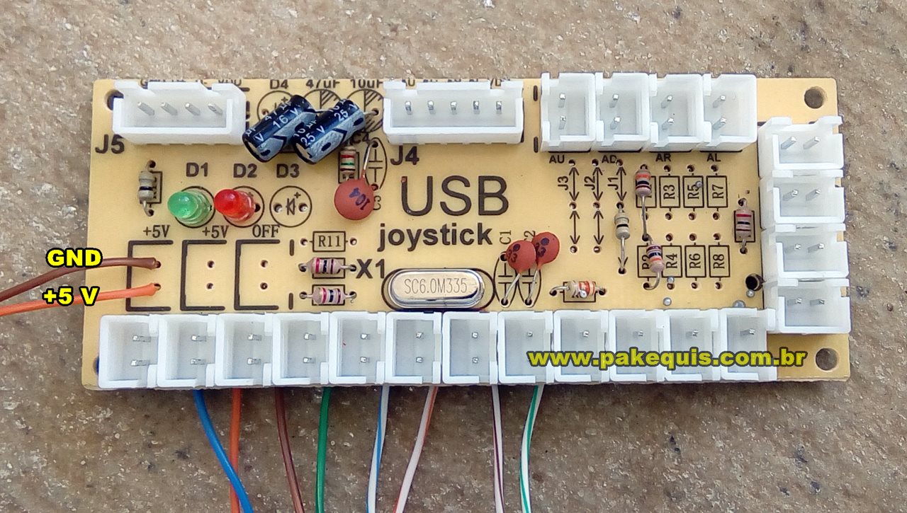Pakéquis: Efeitos com LED nos controles Arcades