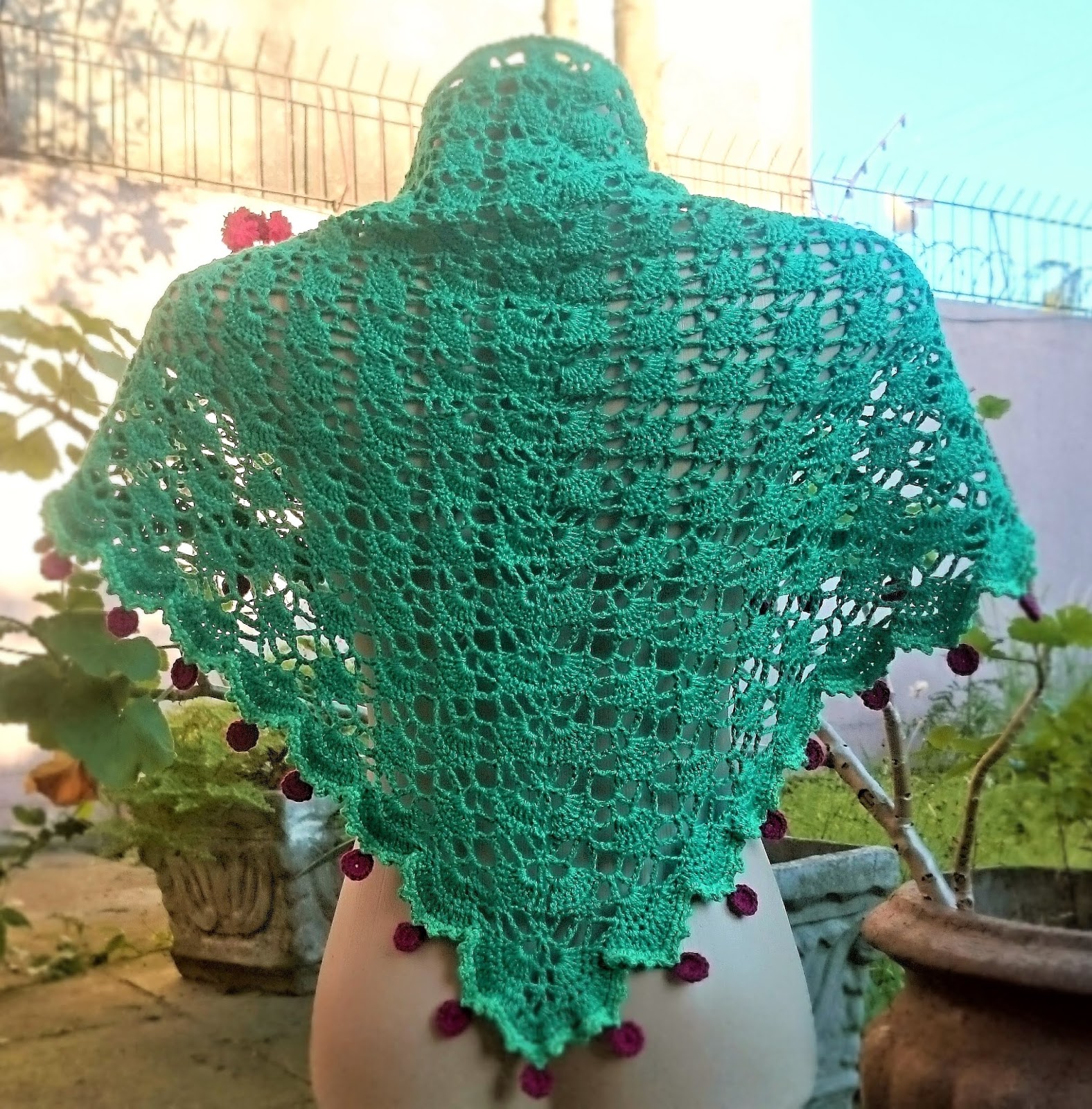 JANBRAZIL: Xale em crochê/crochet shawl