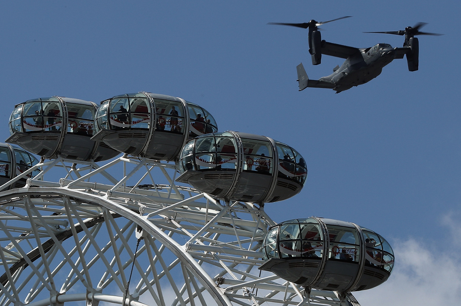All About London: V22 Osprey choppers spotted above major landmarks ...