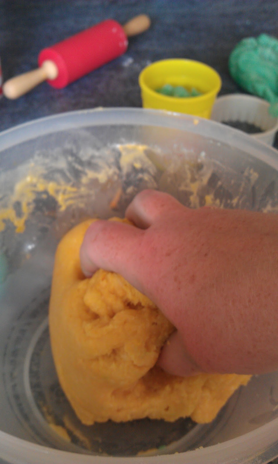 Easy To Make Play Dough Recipe - Emmy's Mummy