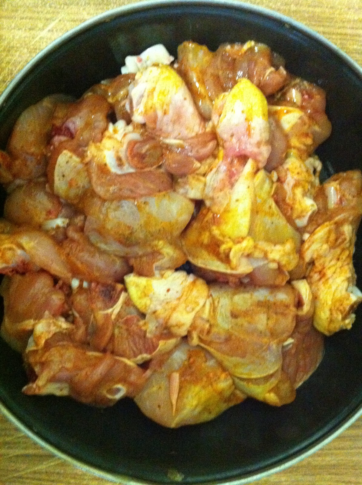 Foodies Nest: DRUM STICK CHICKEN CURRY GRAVY/KULAMBU