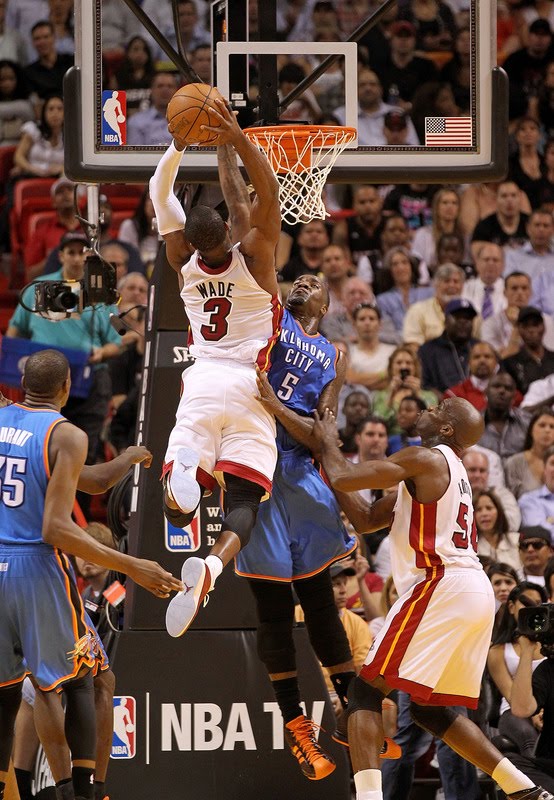 You Got Dunked On: 2010-2011 NBA Regular Season: Dwyane Wade Dunks On ...