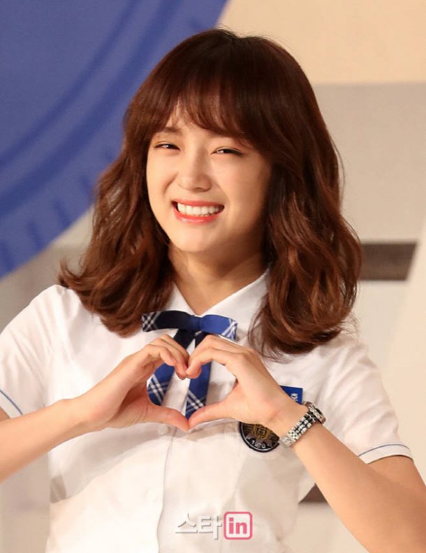 Kim Sejung voted #1 female CF brand for July