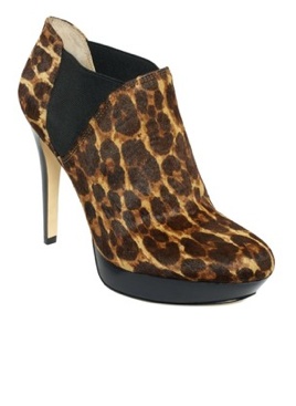 THE SHOE REPORT: LEOPARD PRINT BOOTIES - Stylish Curves