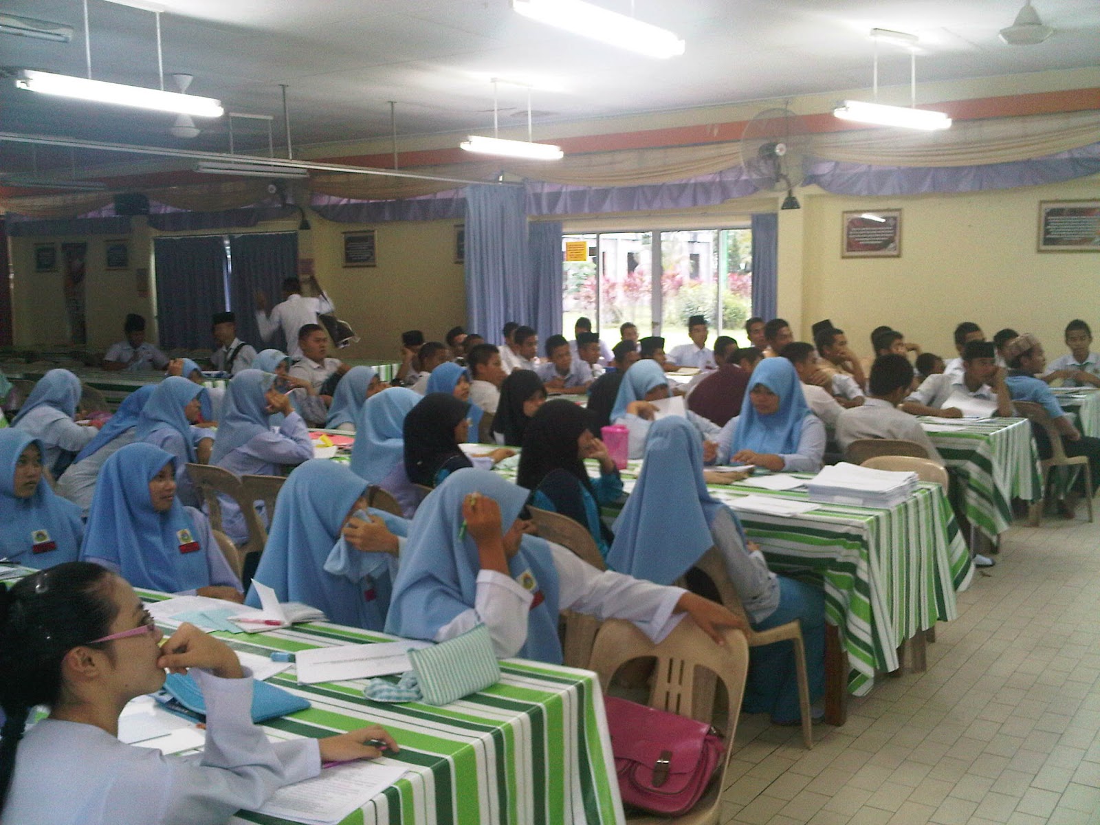 WADAH KETERAMPILAN BERBAHASA: PROGRAM JERAYAWARA BAHASA DI SMK BALUNG ...