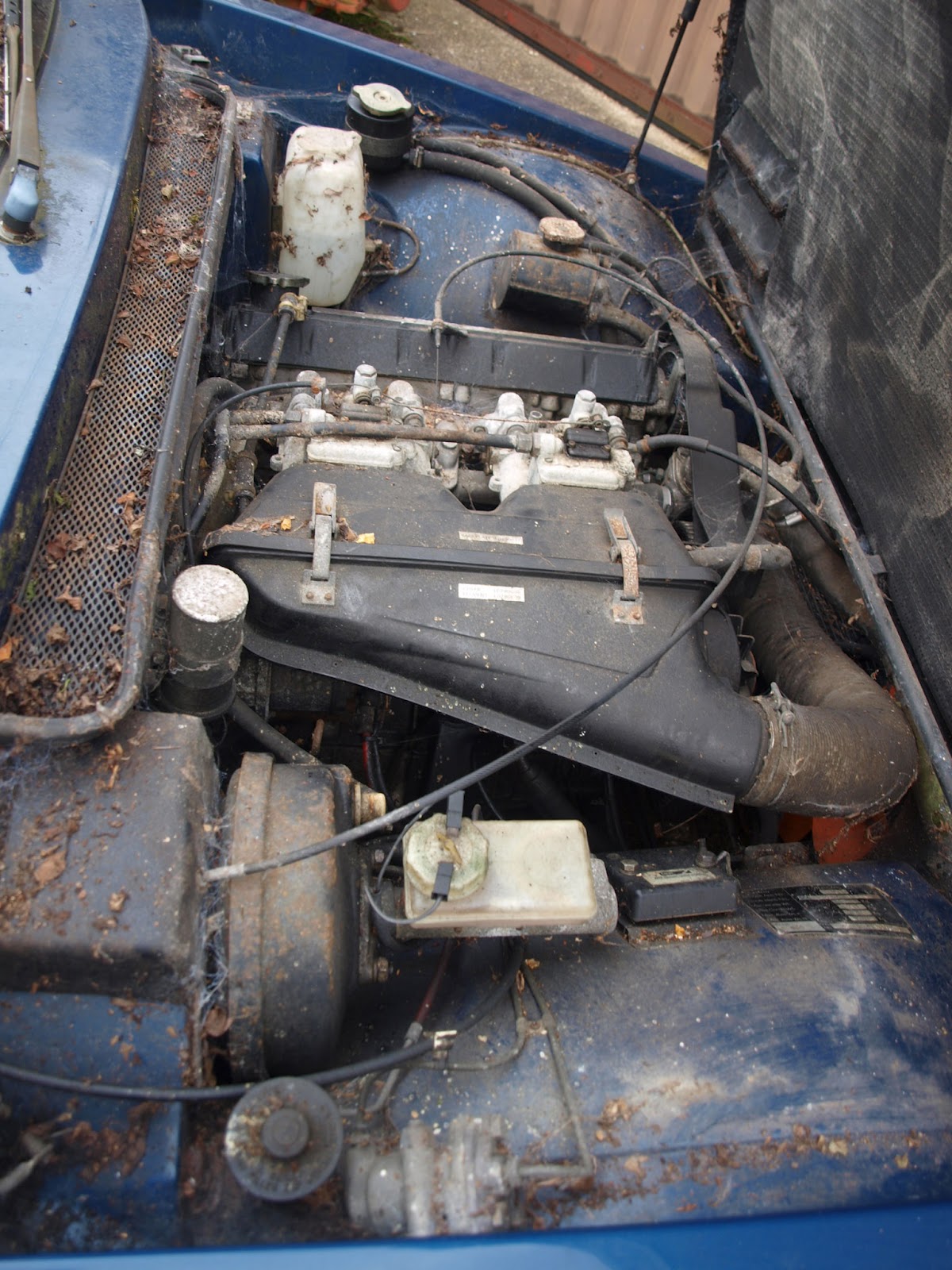 Lotus Excel Restoration: Clutch and lights Part 1