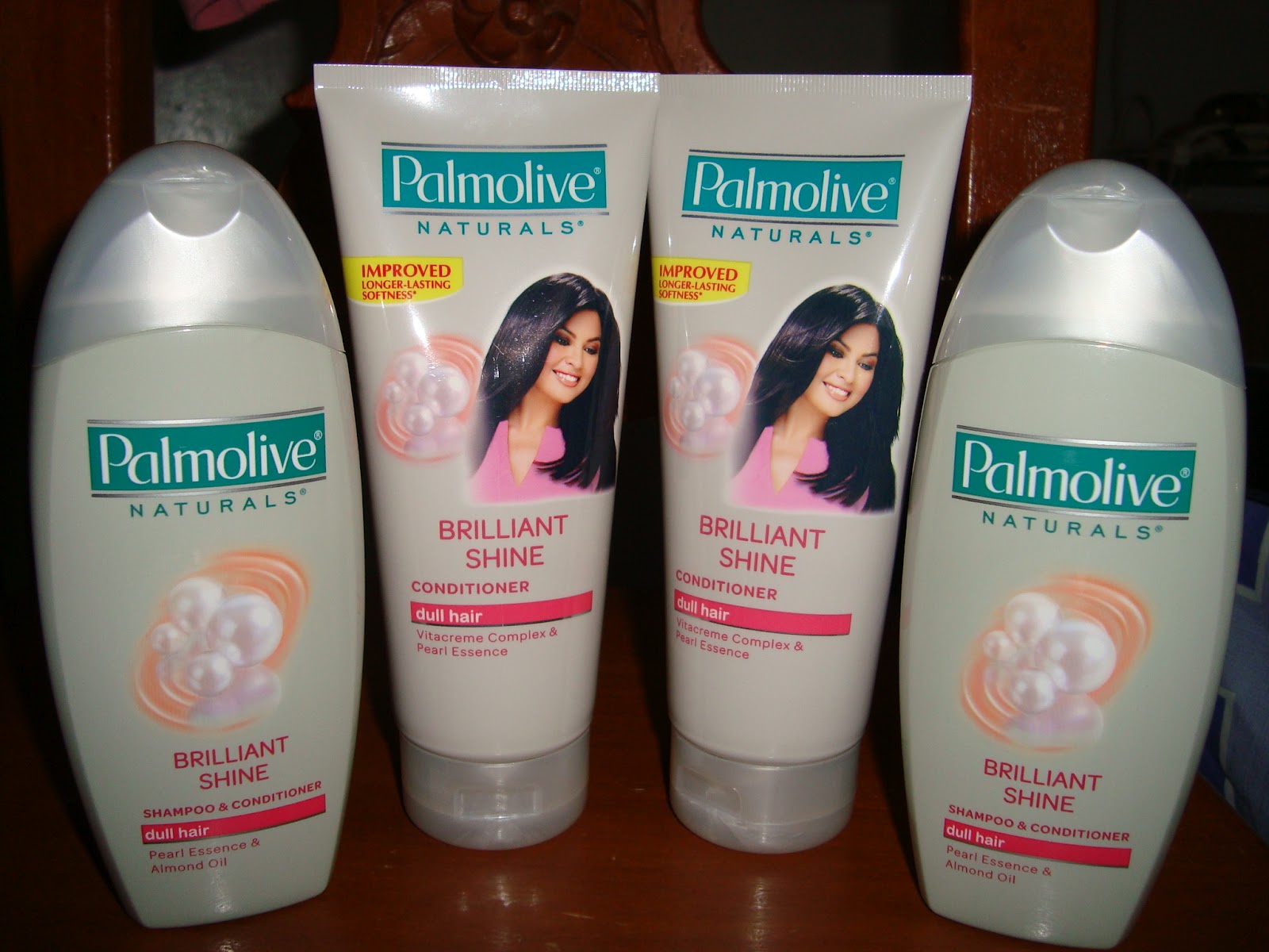 Chinay: Palmolive Naturals Brilliant Shine