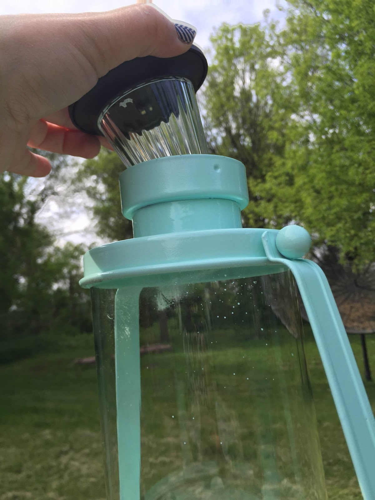 DIY Lamp Post | The Dabbling Crafter