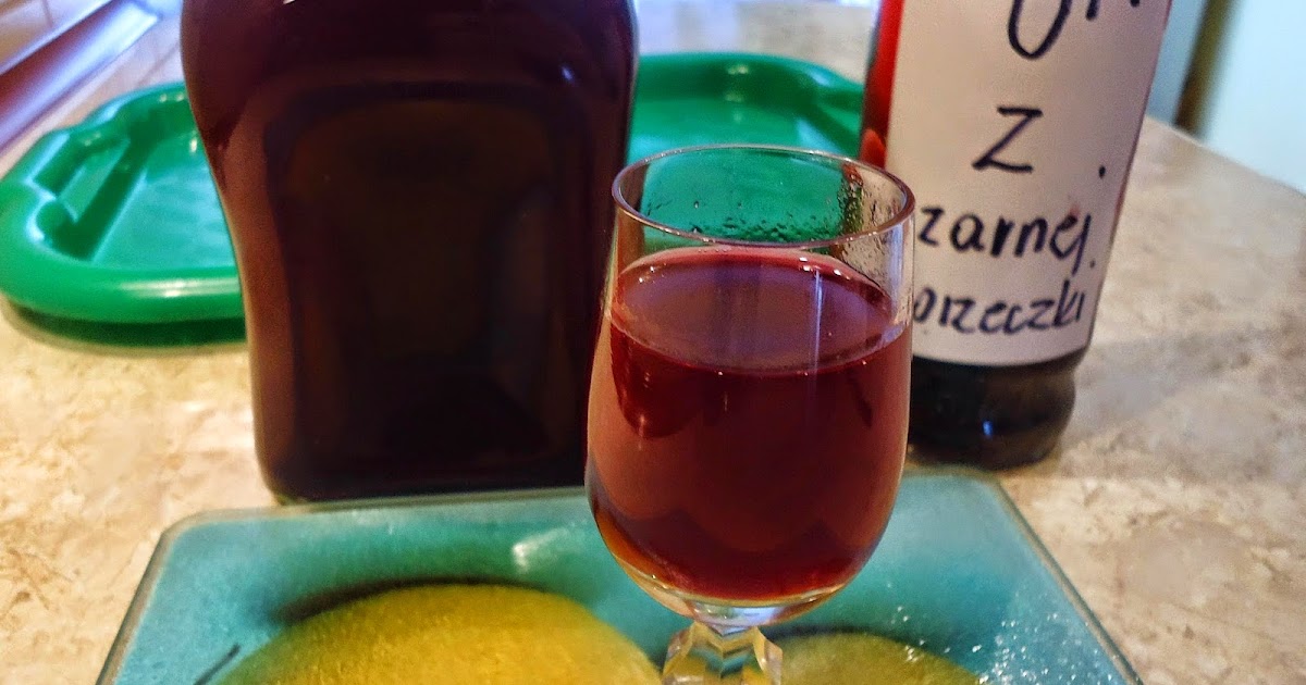 Domogród: Trunek z czarnej porzeczki szybki i pyszny
