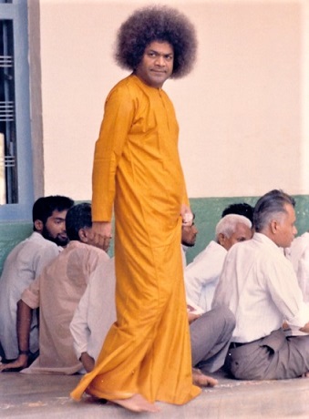 Sathya Sai with Students: Journey To Sri Sathya Sai – By R. Sai Vignesh ...