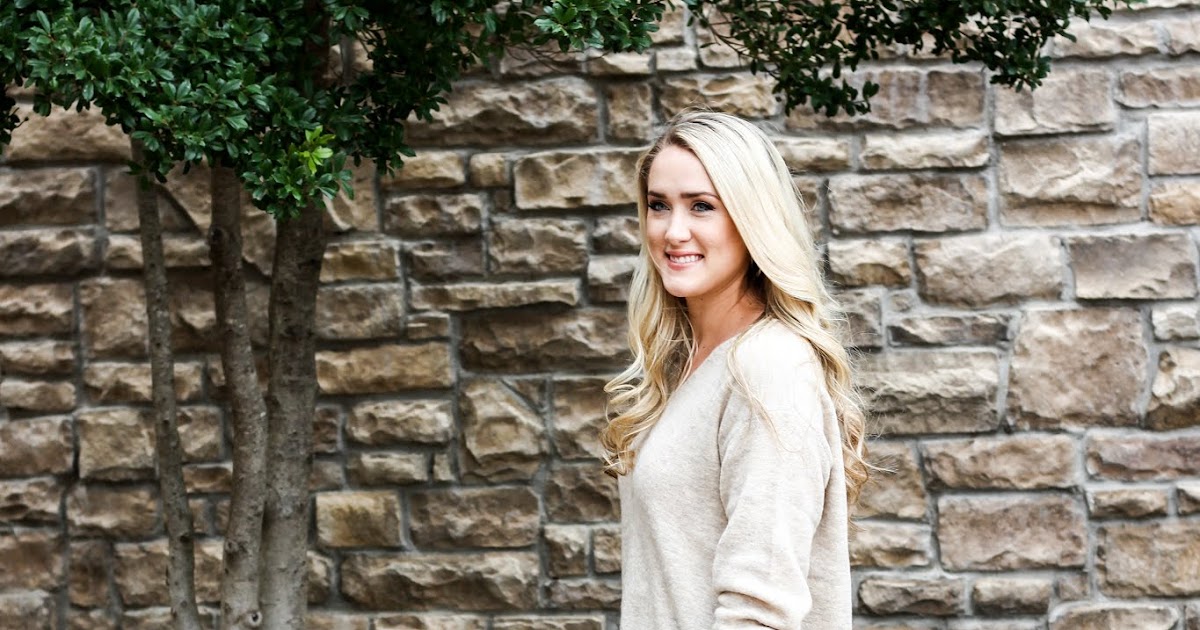 The Blue Diamond: Fine-knit Sweater