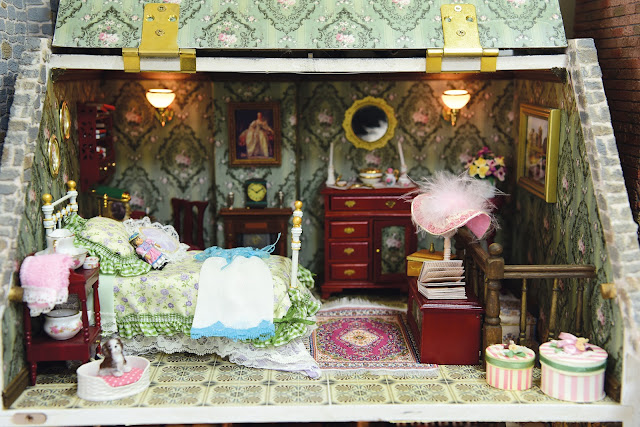 My Miniature World: Life In Miniature on the Places Magazine