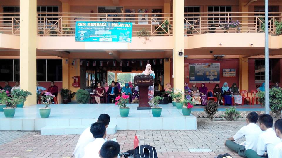 SMK SANDAKAN II: PELANCARAN KEM MEMBACA 1 MALAYSIA