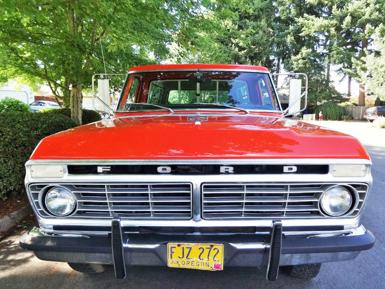 All American Classic Cars: 1975 Ford F-250 Explorer Custom Camper Special