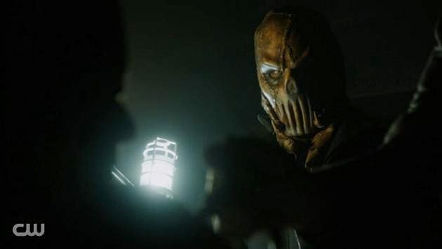 SNEAK PEEK: "Arrow: City Of Blood"