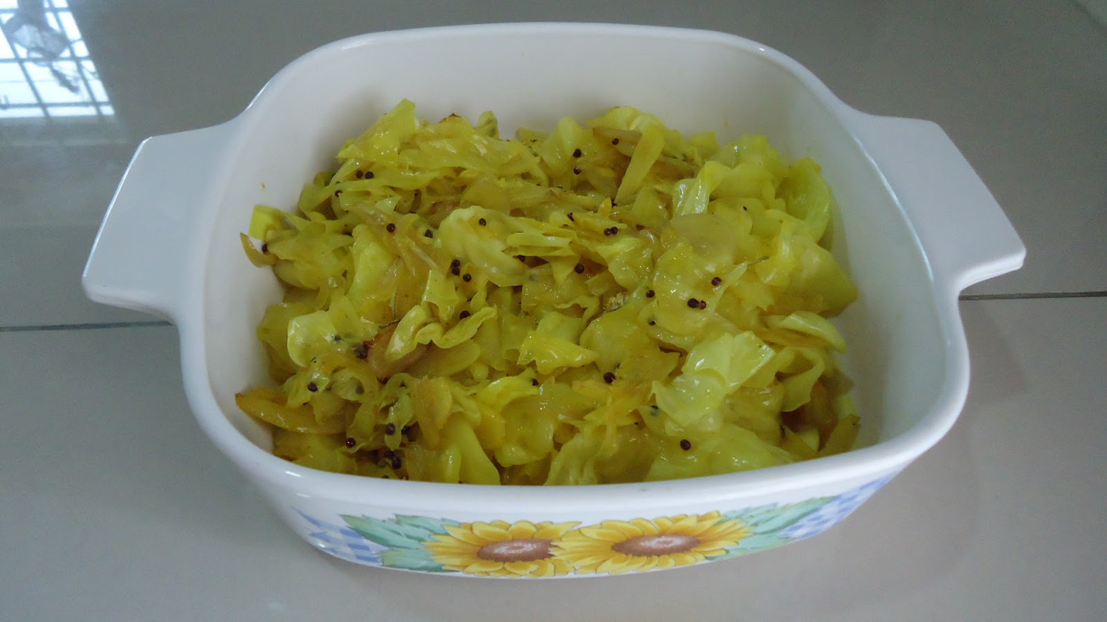 Zara ♥ Baking: KOBIS GORENG KUNYIT...