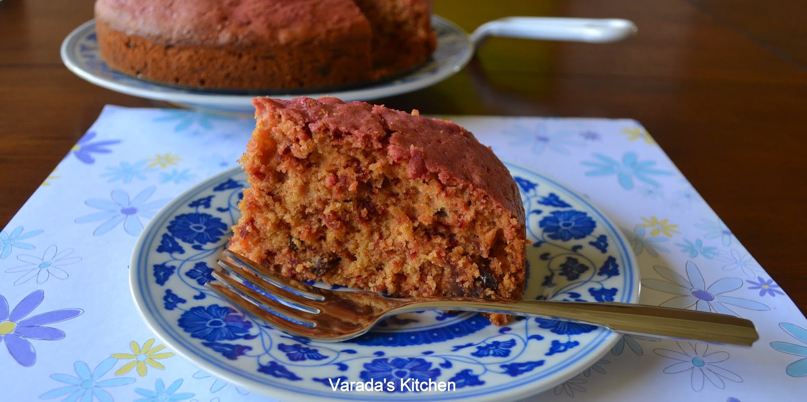 Varada's Kitchen and Garden: Beetroot cake
