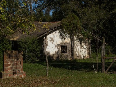 Historia ~ POSADA IBERA PORA