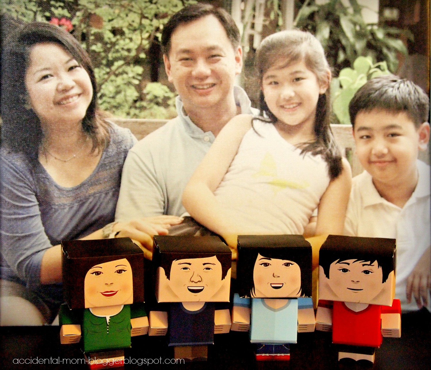 [Giveaway] Foldable Me - Minature Cardboard People |ABSOLUTELY Ade by ...