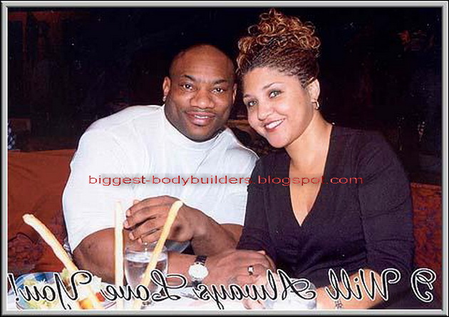 biggest body builders: Dexter Jackson family pictures