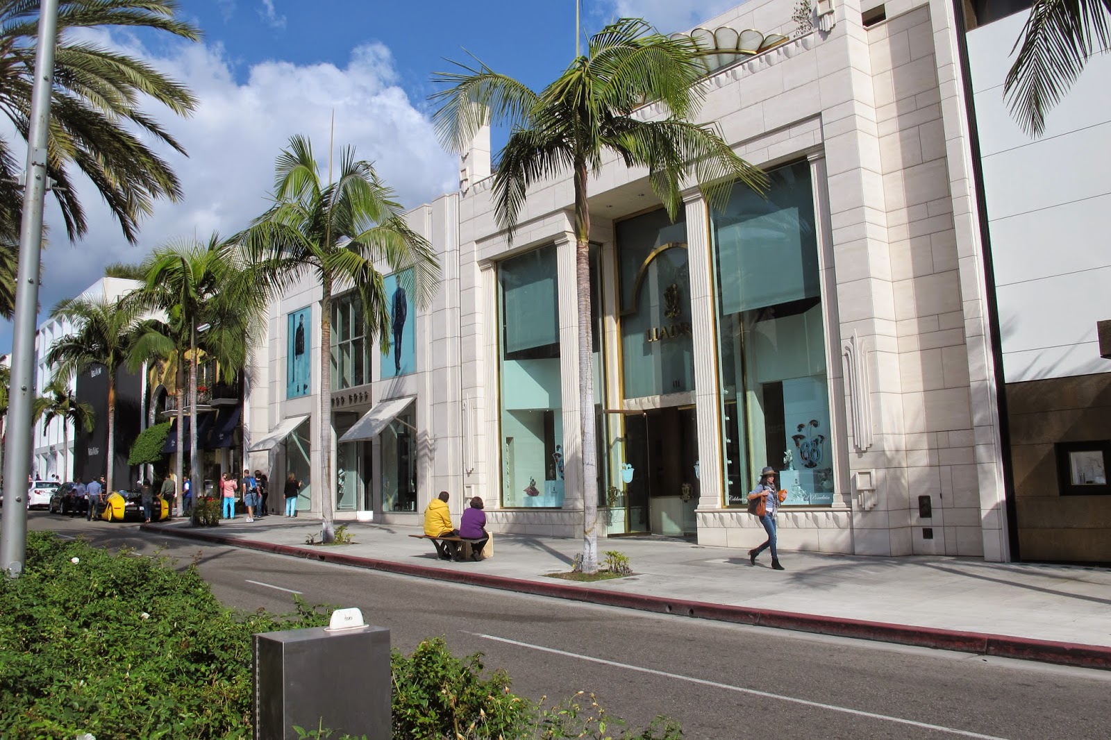 Rodeo Drive - Beverly Hills, USA - Travel is my favorite Sport
