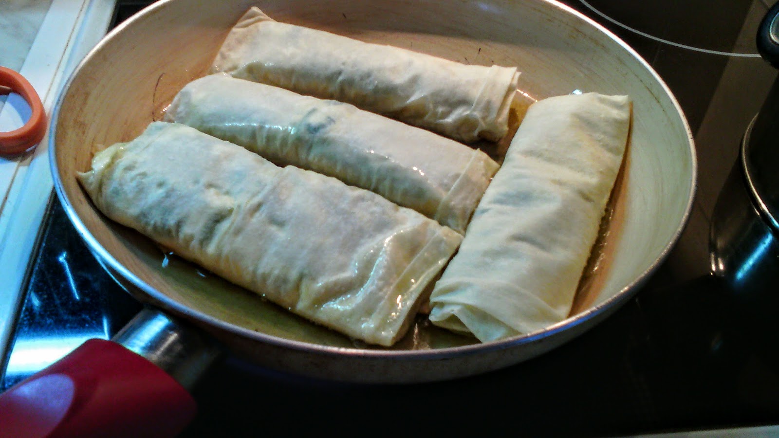 U kuvanju masta pravi svasta: PALACINCI SA SIROM & RUKOLOM & SUNKOM ...